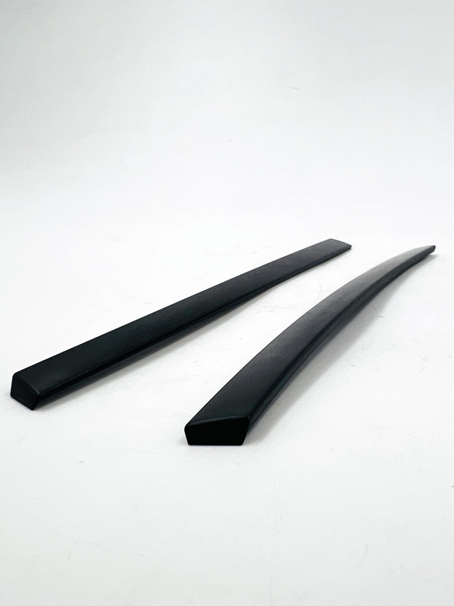 Облицовка сточного желоба крыши (водосток) подходит для ВАЗ 2190 Лада Гранта FL, Калина1седан комплект 2шт