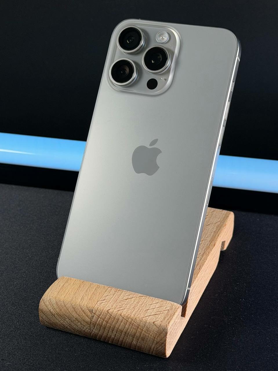 Смартфон Apple iPhone 15 Pro Max, 512gb, Natural Titanium, ZD, nano SIM + eSIM