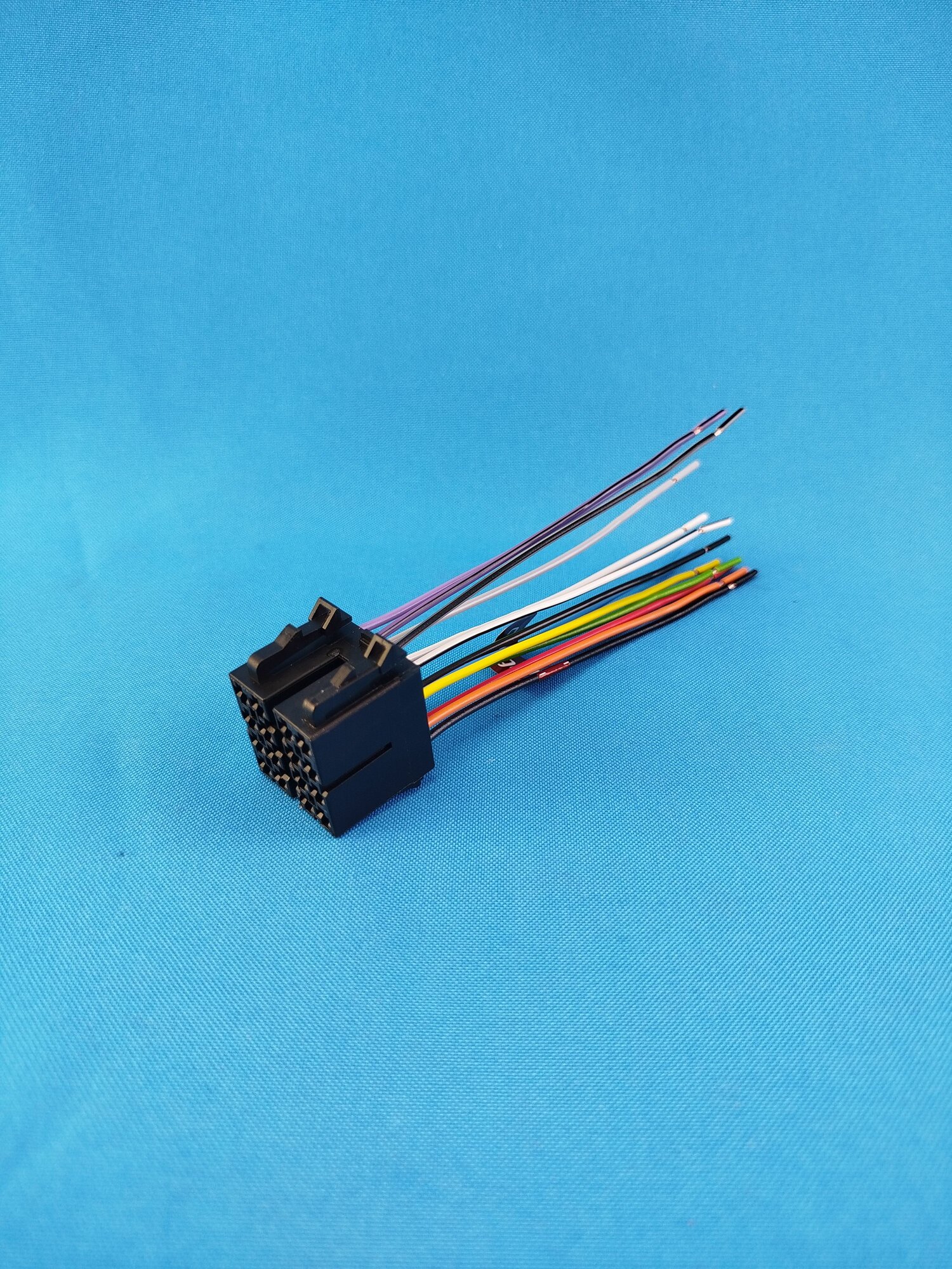 Колодка с проводами "Cargen" к радиоаппаратуре Euro AK ISO (динамики, питание, негерметичная)