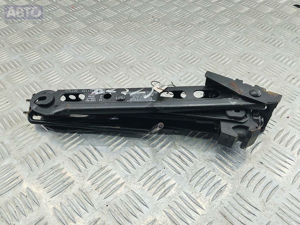 Домкрат Opel Corsa D (2006-2014)