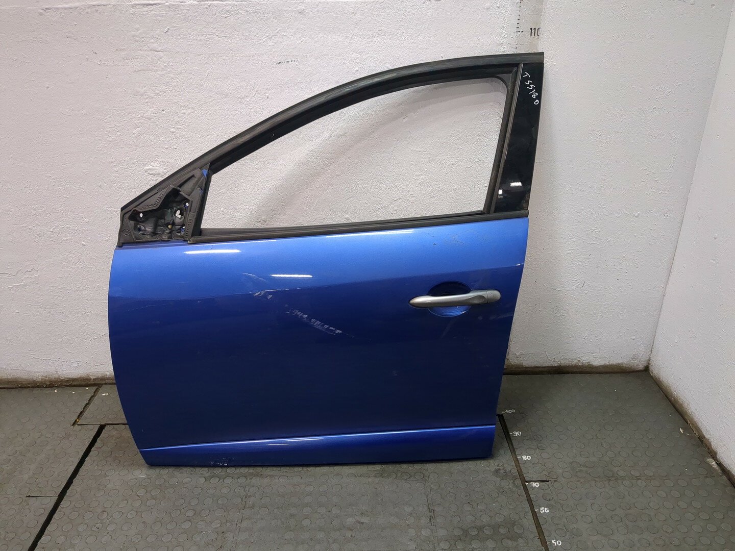 Дверь боковая (легковая) левая передняя Renault Megane 3 Б/У