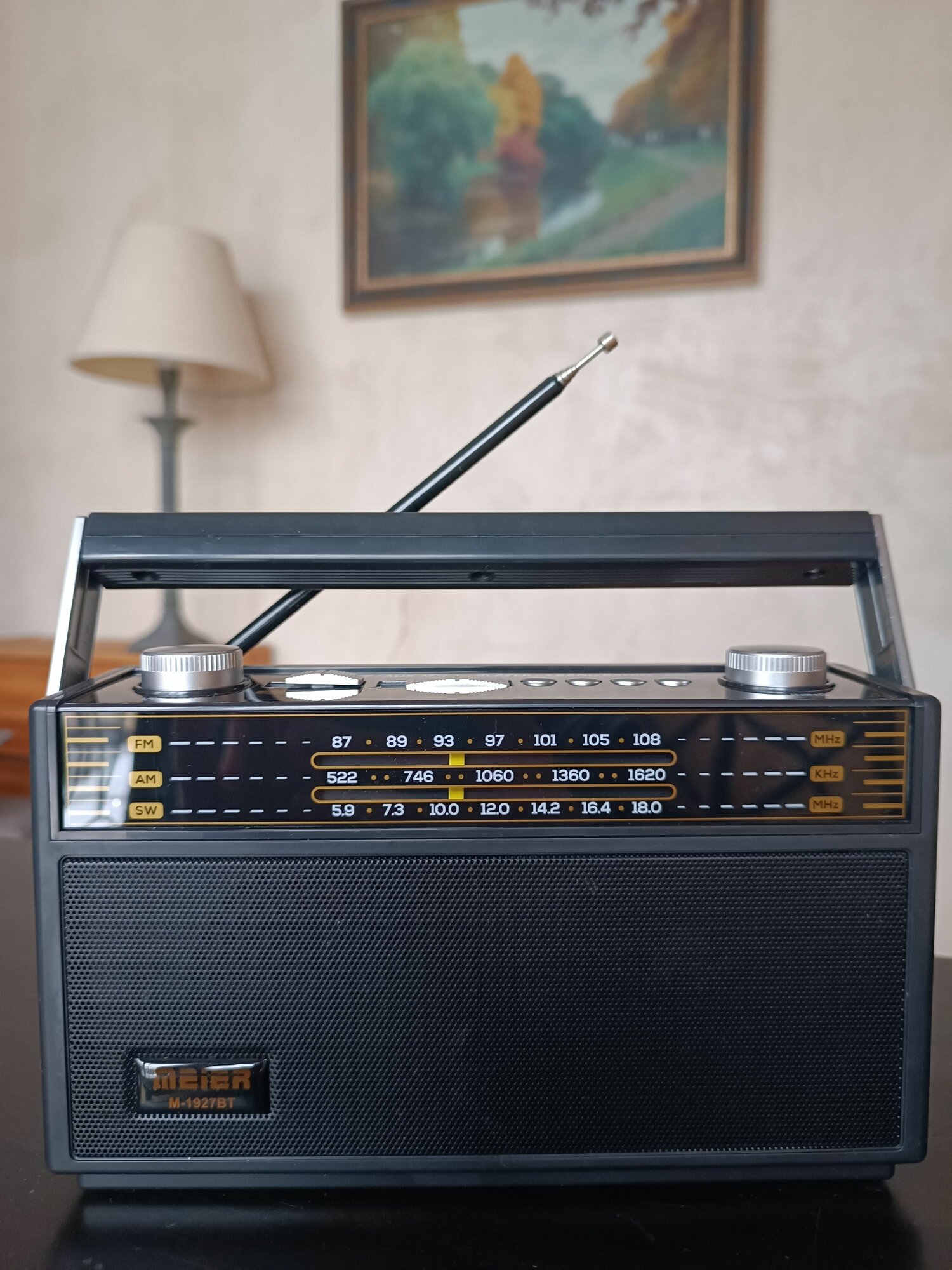 Радиоприемник ретро Meier M-1927BT USB, MP3, Bluetooth