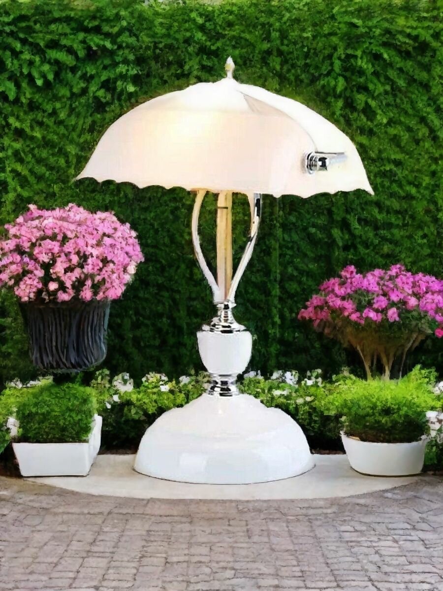 Настольная лампа Банкир с зеленым/белым/черным абажуром