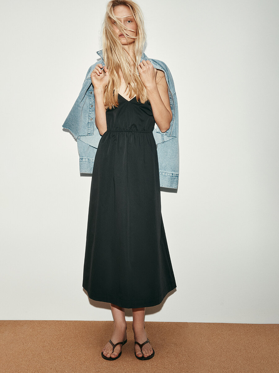 Платье миди с открытой спиной и шнуровкой