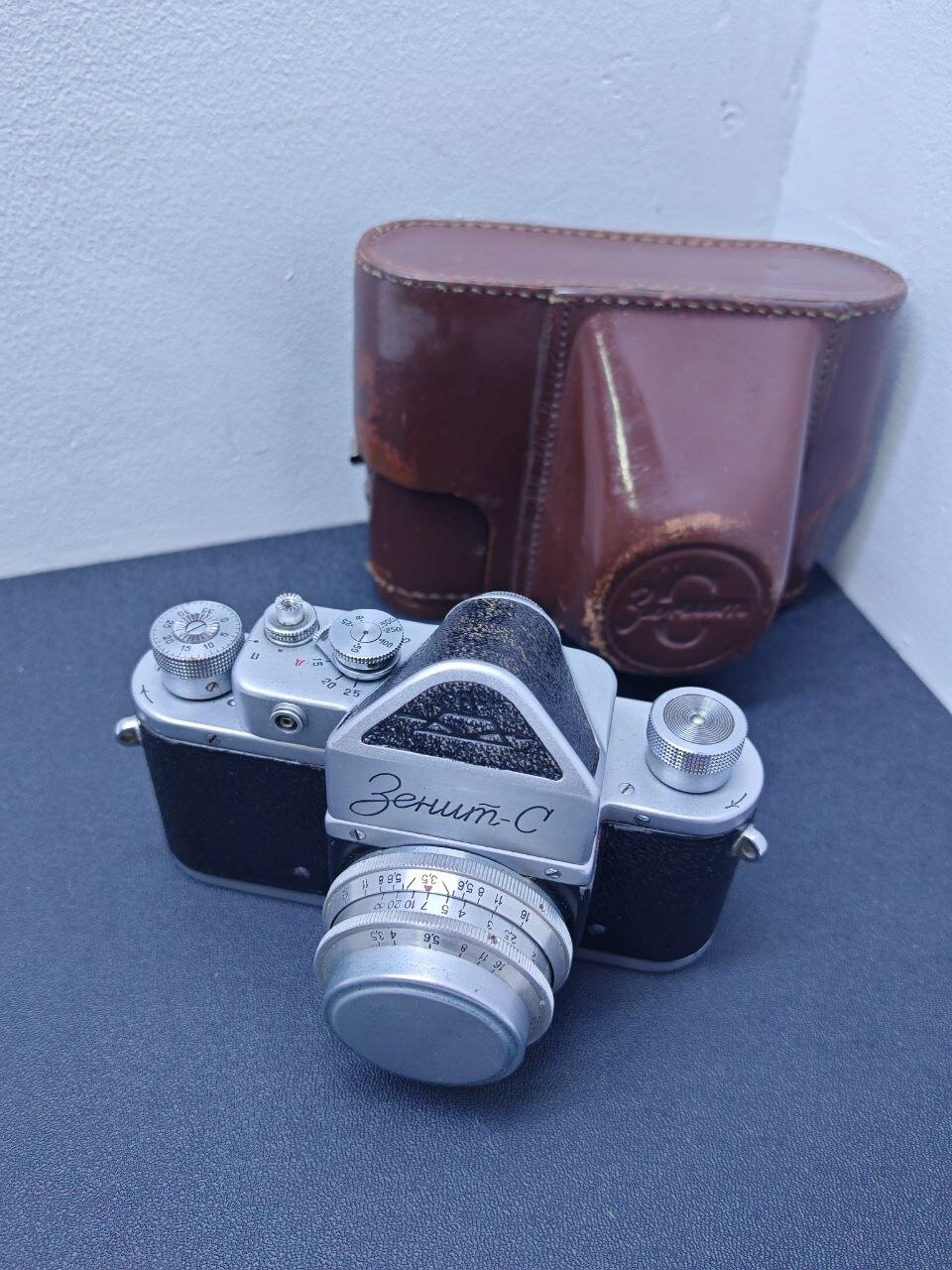 Фотоаппарат Зенит-с, индустар-50 , КМЗ, 1956, (неисправный!)