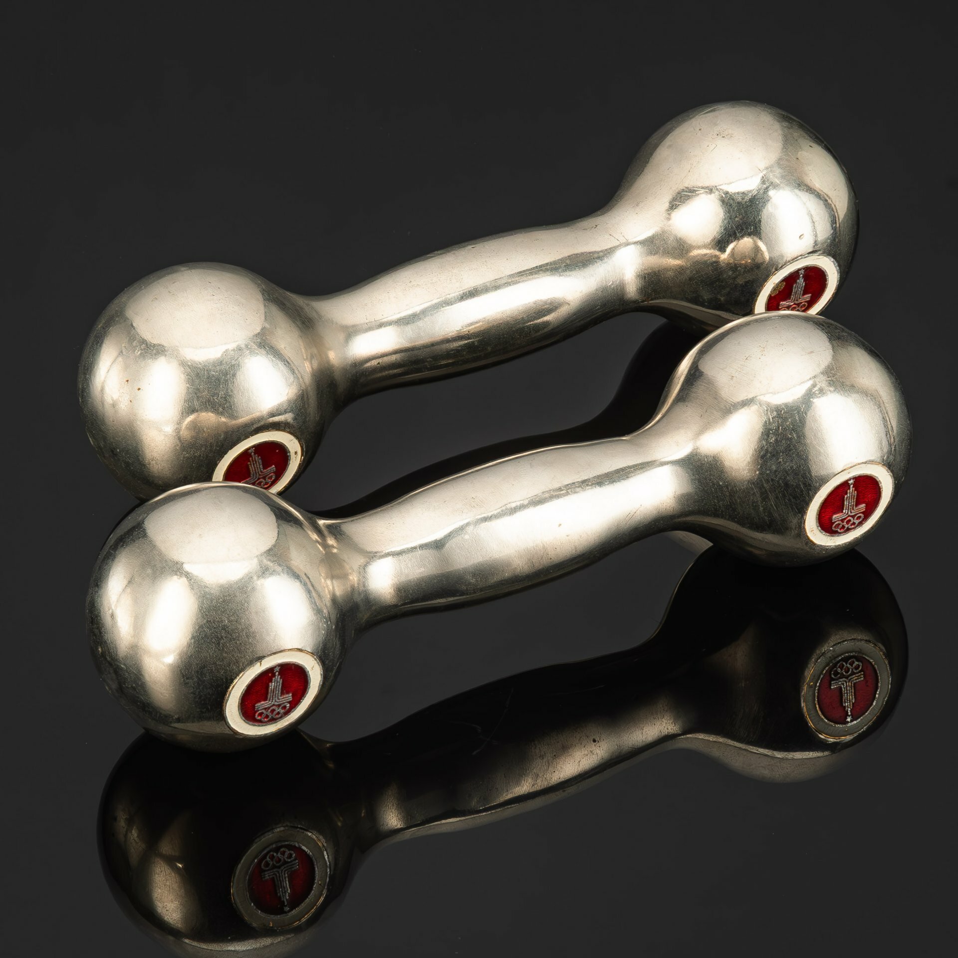 Гантели с символикой "Олимпиады-80", металл, полихромные эмали, СССР, 1980 г.