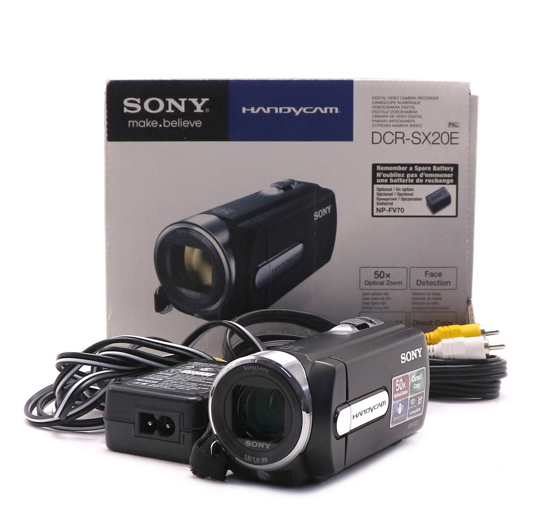 Видеокамера компактная Sony DCR-SX20E в упаковке