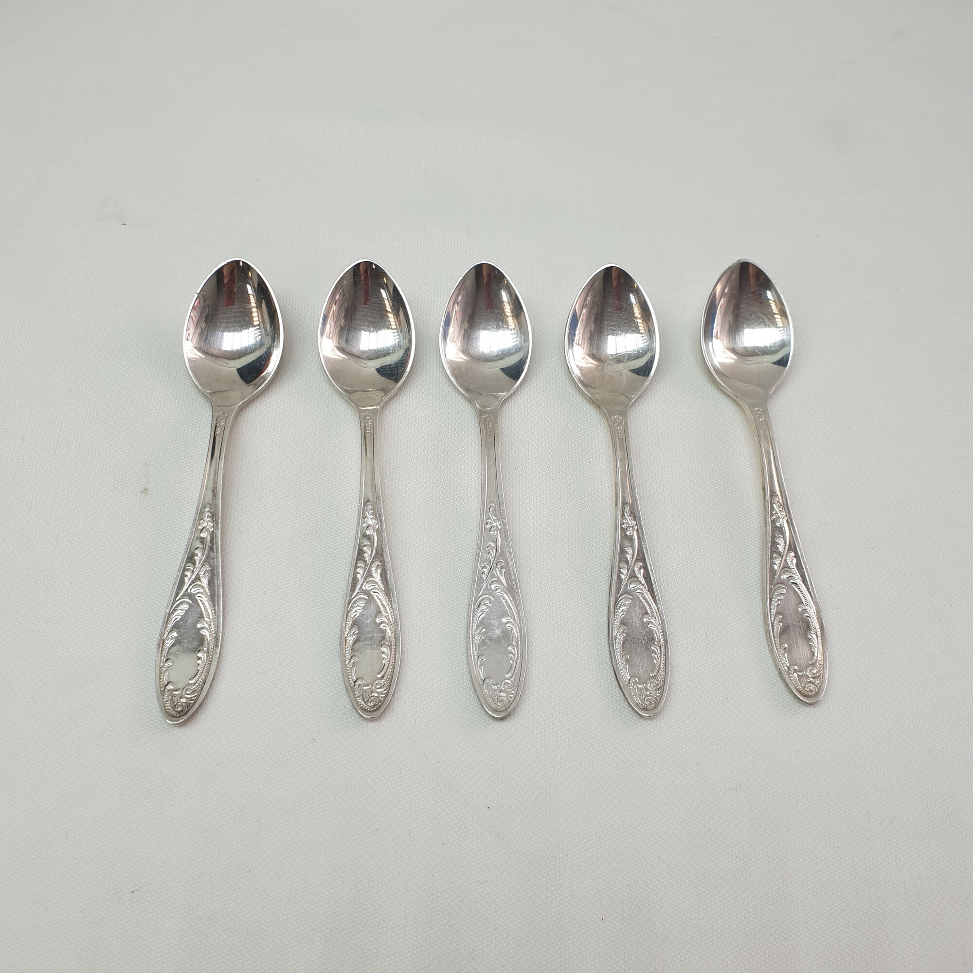 Набор из 5 винтажных кофейных ложек Пламя, Кольчугино, мельхиор, царапины. СССР
