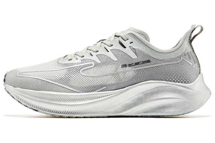 Кроссовки Adizero