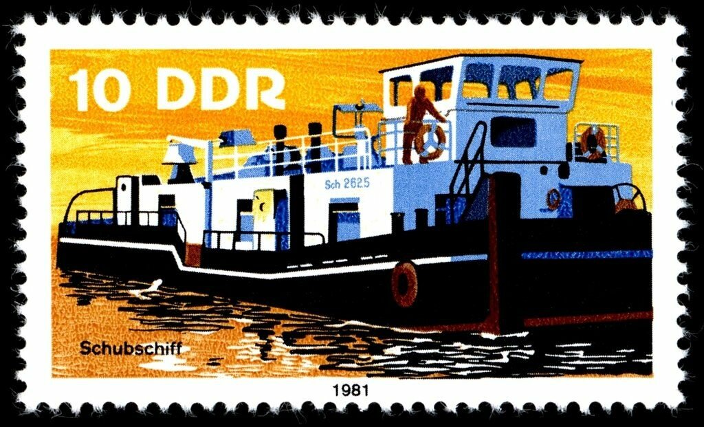 (1981-088) Марка Германия (ГДР) "Буксир" Речное судоходство III гашеная