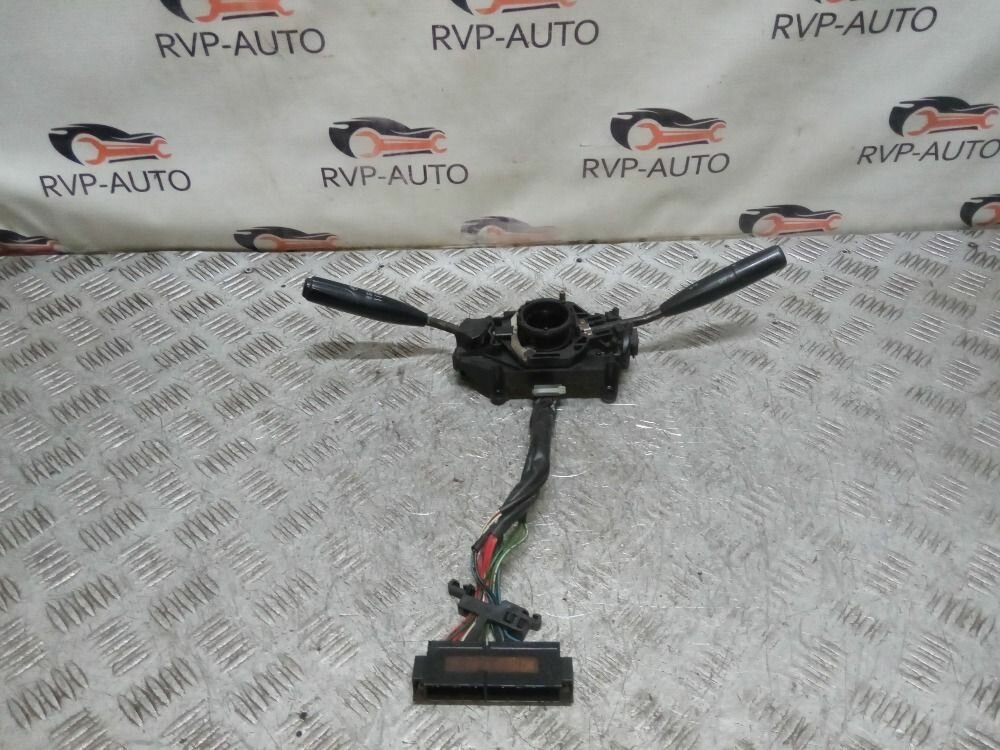 Переключатель подрулевой Toyota Carina T170 88-92