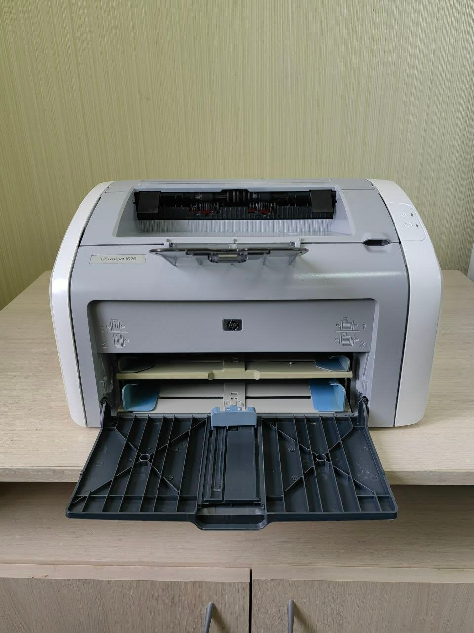 Принтер лазерный HP LaserJet 1020 для дома и малого офиса, А4, черно-белая печать — фото 1