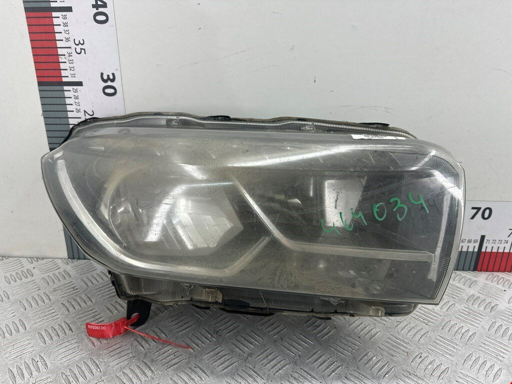 Фара правая Lada Vesta 2600371010 арт. 2267266