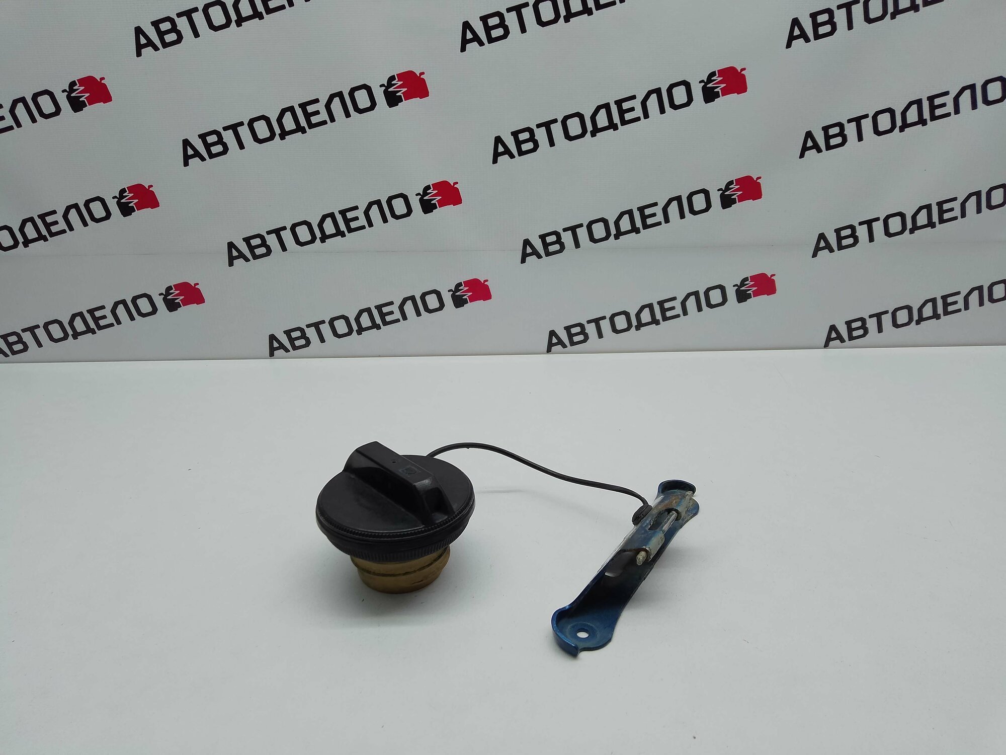 Крышка бензобака Nissan Almera N16 2001 г