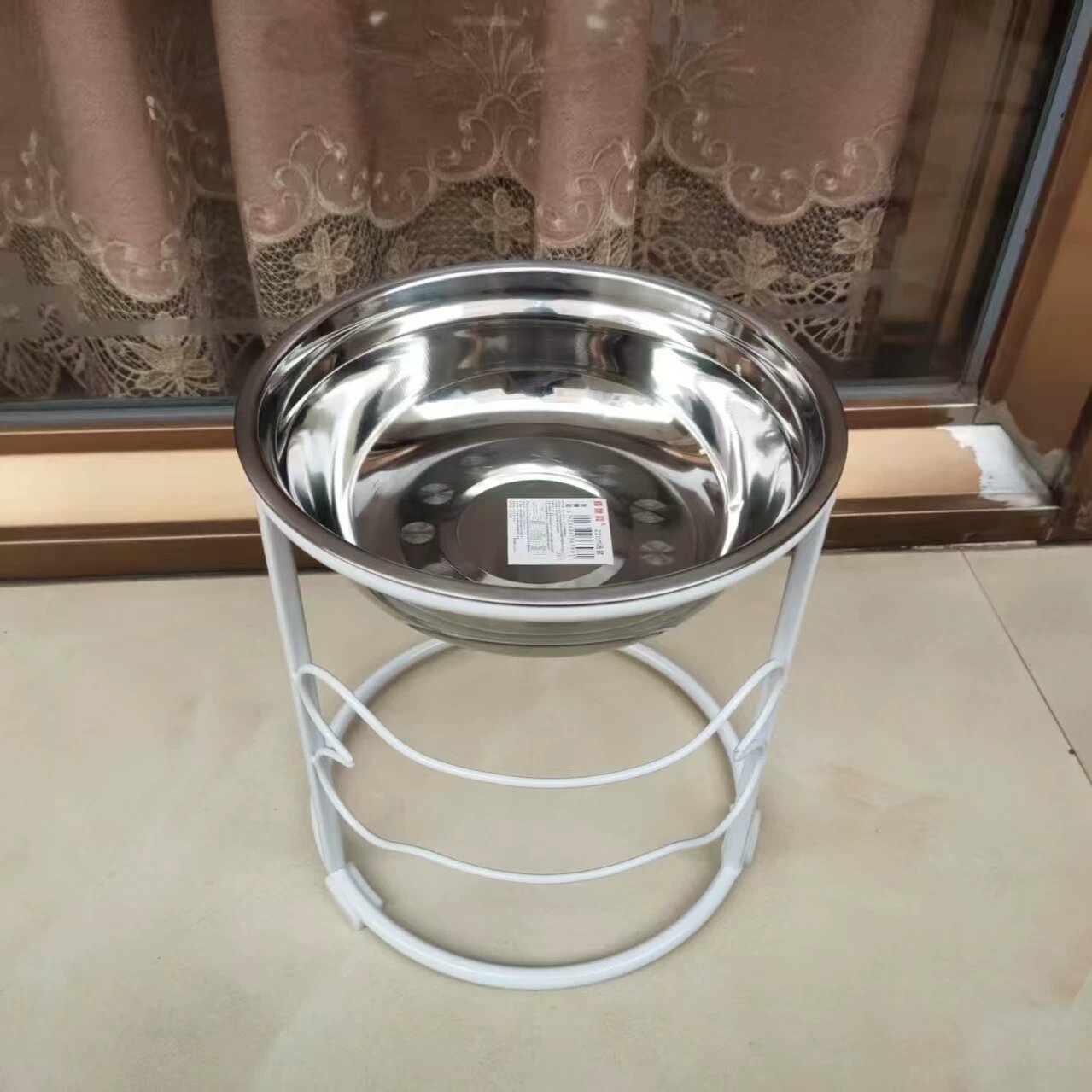 Белая стойка для кормушки с нержавеющей чашкой, 23x25 см для собак 55-75 фунтов