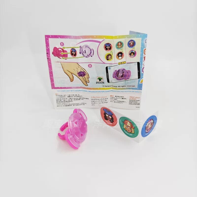 Игрушка-сюрприз в яйце Kinder: браслет-кольцо с куклой Барби, 2024 год, маленькая игрушка внутри, индийская версия