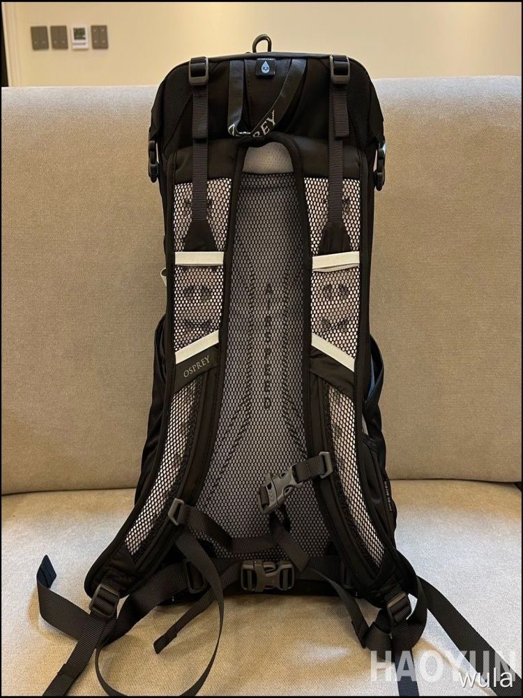 Рюкзак Osprey Hikelite 18 черный 18 л с вентиляцией спины для бега и туризма рюкзачок — фото 1