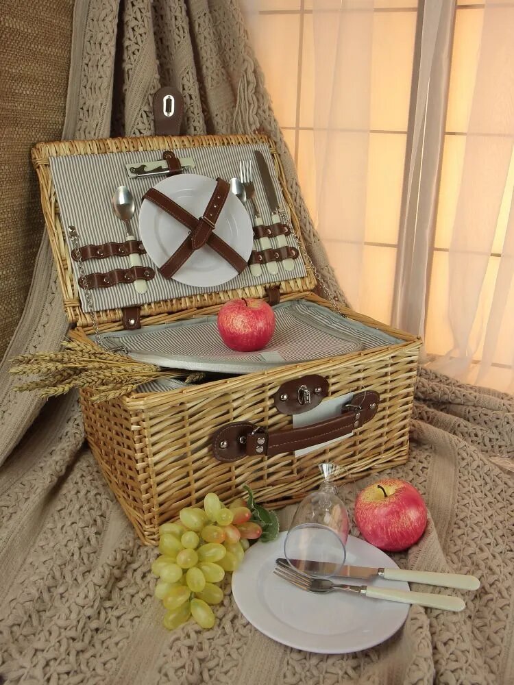 Holiday Basket Набор для пикника 11 предм. на 2 перс.