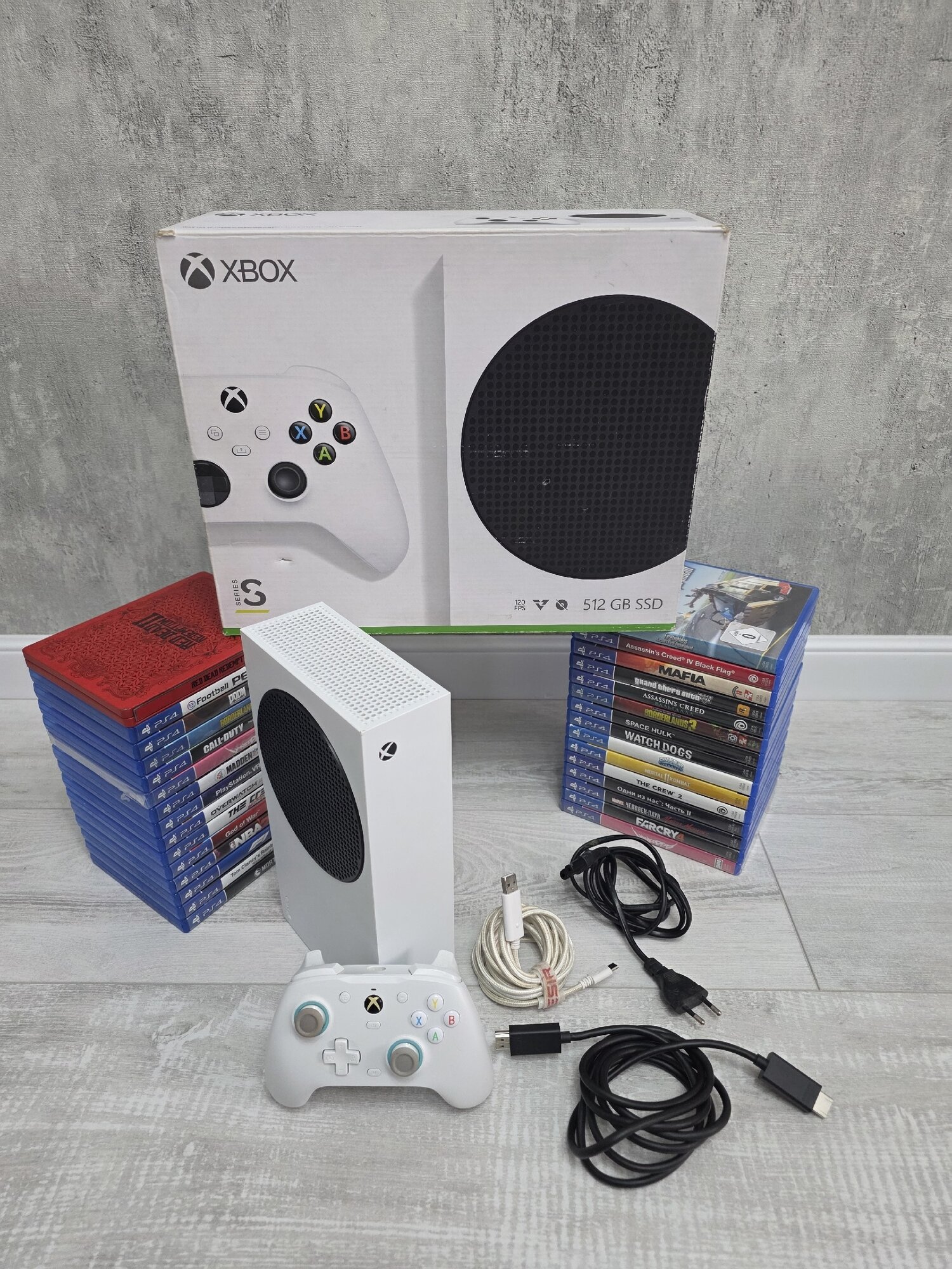 Игровая консоль: Xbox Series S с геймпадом [Б/У]