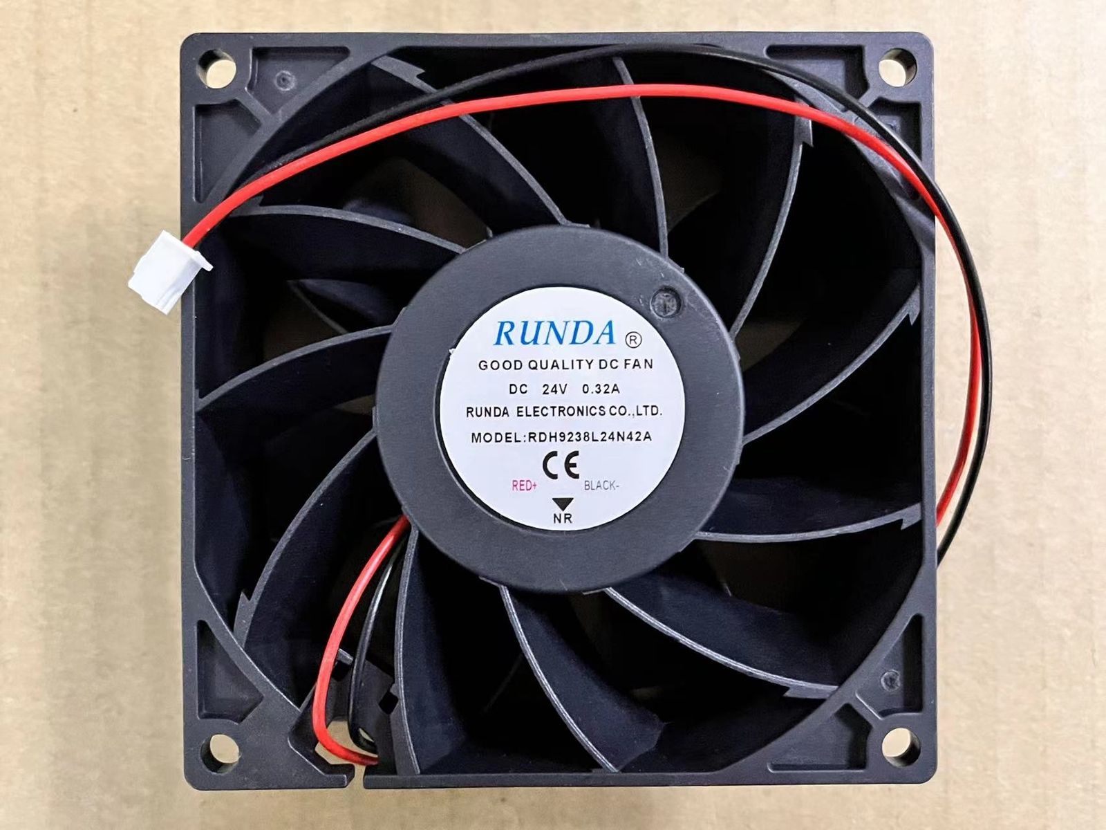 RUNDA RDH9238L24N42A DC24V 0.32A 9238 Вентилятор охлаждения -