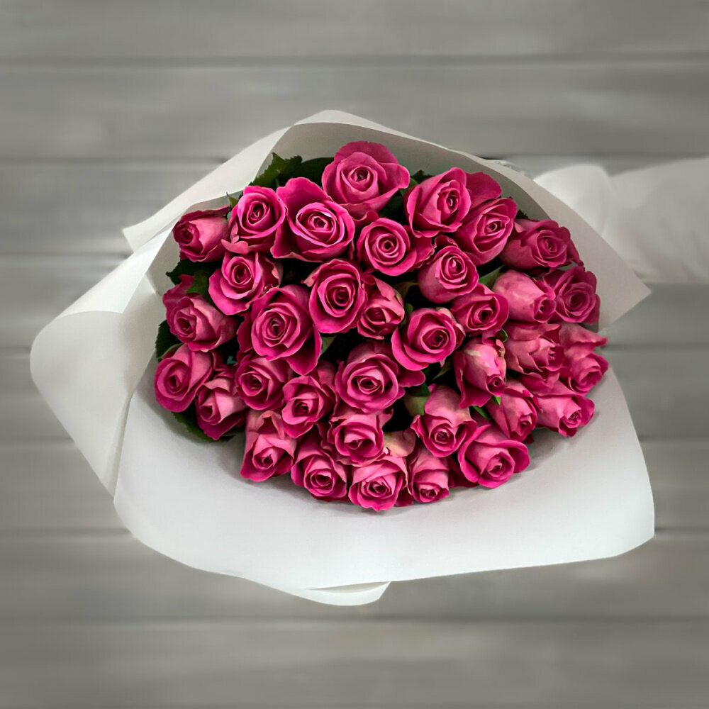 Монобукет Букет Маркет "Кения", 23 розовые розы, 40см, оберточная бумага, на стеблях