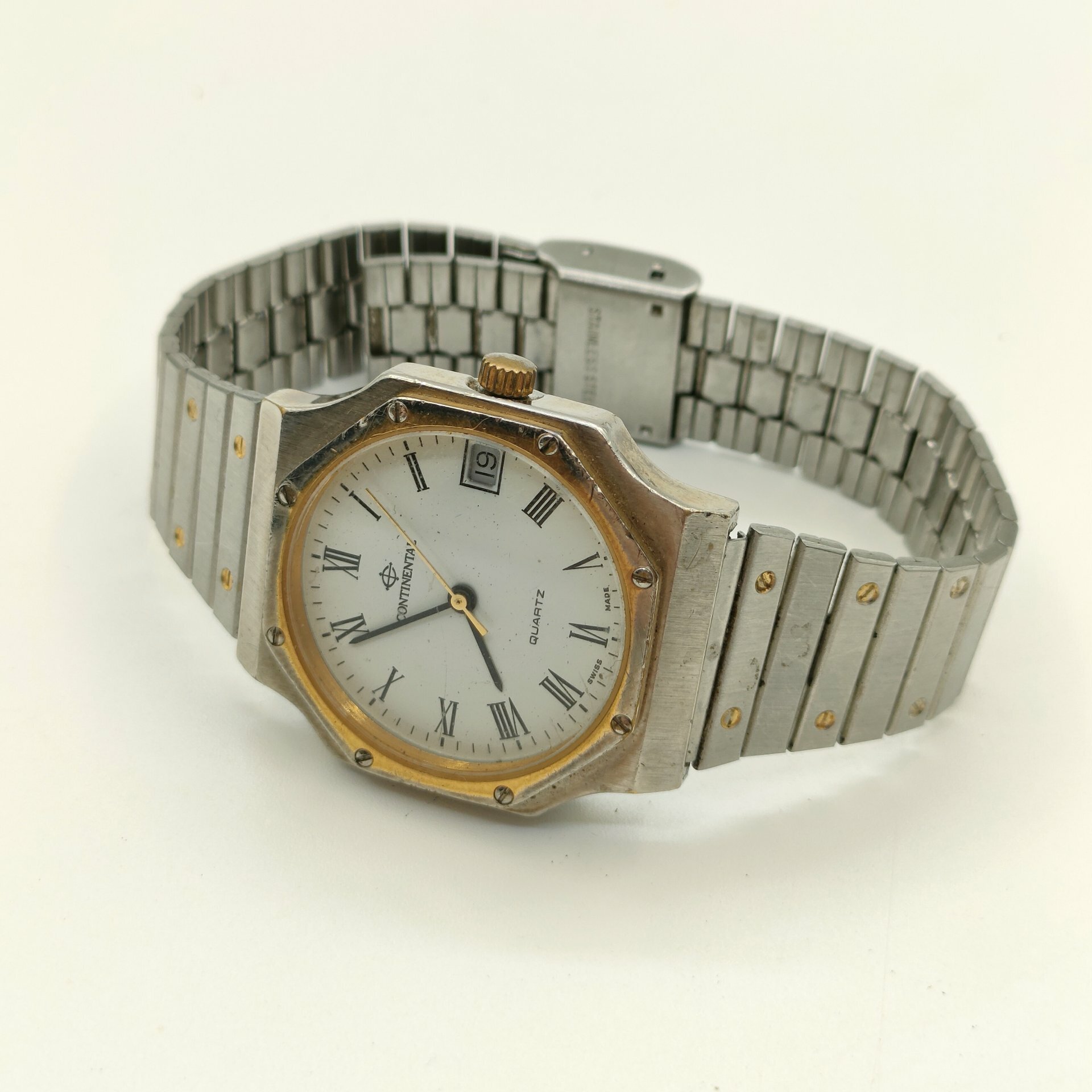 Наручные часы