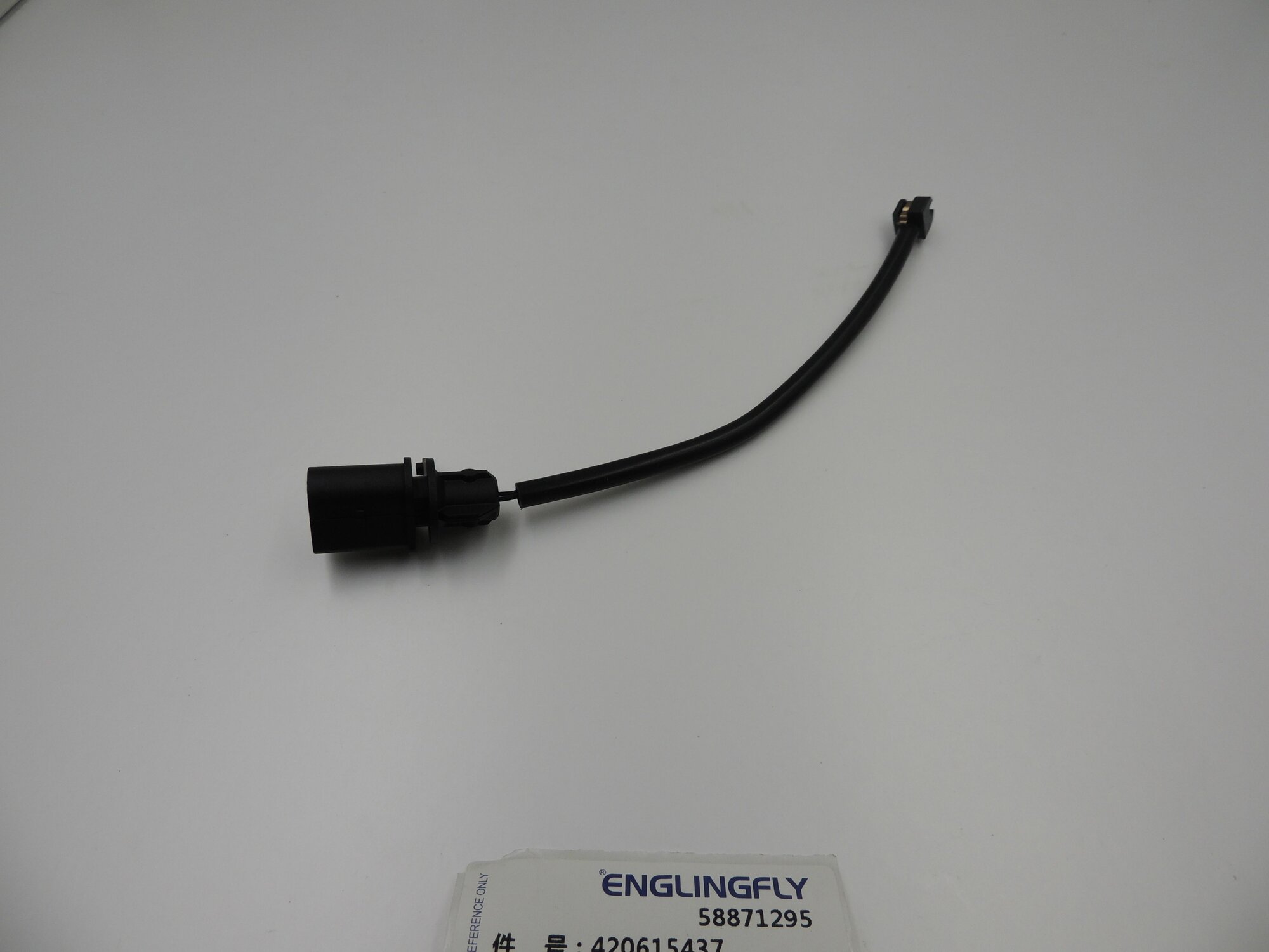 Датчик износа тормозных колодок 420615437 Volkswagen Audi