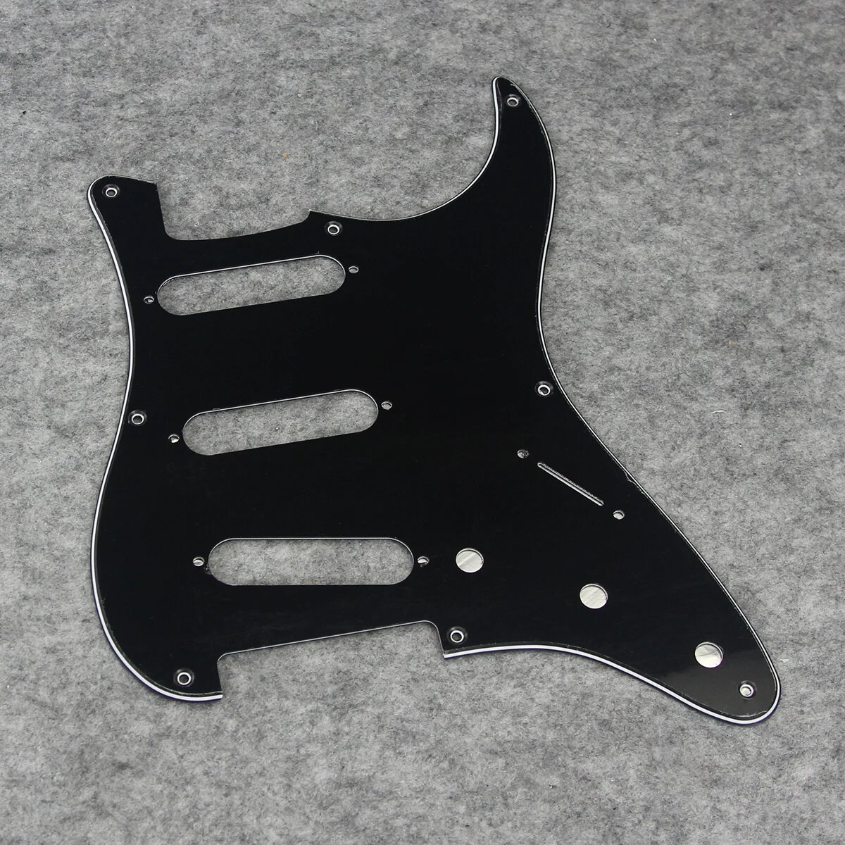 Пластиковая накладка для гитары Fender Stratocaster, черная 3ply