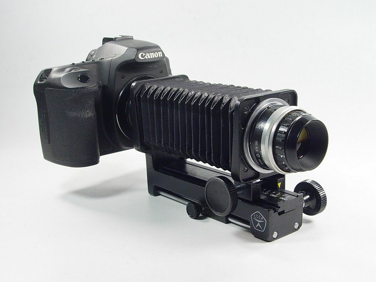 Супермакро. Макро приставка с креплением М42 и Canon EF EOS. Объектив Индустар 4.5/110 в комплекте.