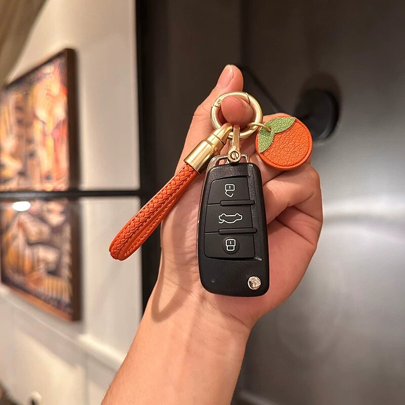 Брелок для женщин, изысканные автомобильные аксессуары, подвеска для пары, стильный мотоцикл, электромобиль, милый
