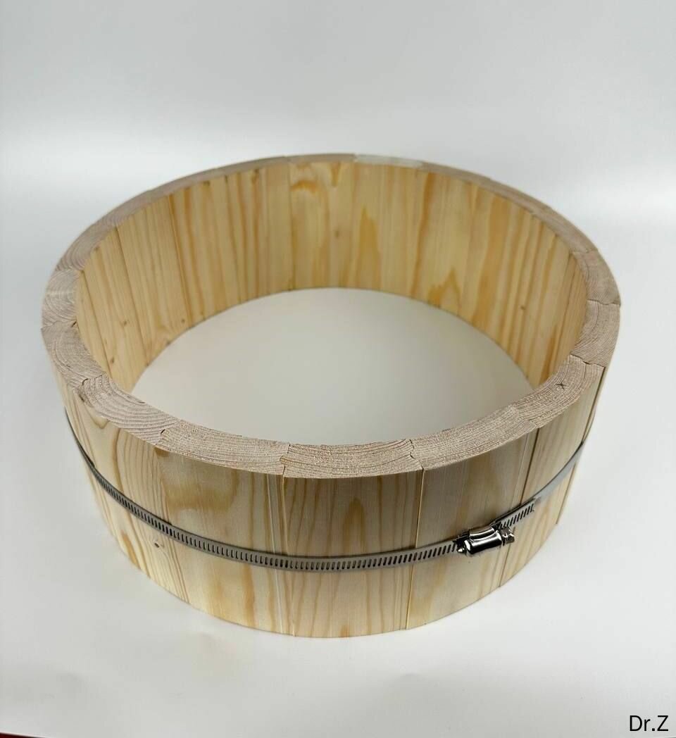 Корпус колодного улья для сбора меда