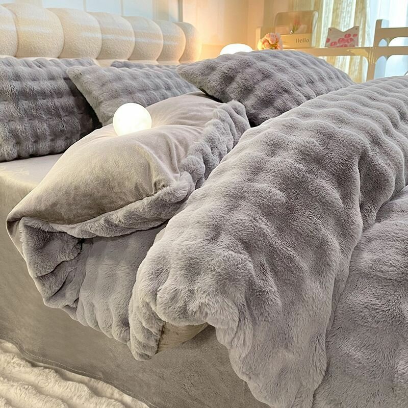 Пододеяльник из кроличьего меха, цельный, комплект из четырех предметов из утолщенного молочного велюра, плюшевый фланелевый пододеяльник, плюшевая простыня из кораллового флиса для зимы.