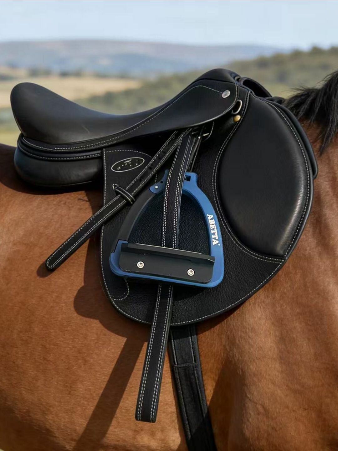 Стремена для лошади безопасные