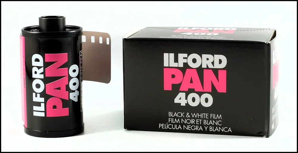 Фотопленка Ilford Pan 400 для черно-белой фотографии, 36 кадров, ISO 400, формат 135 — фото 1
