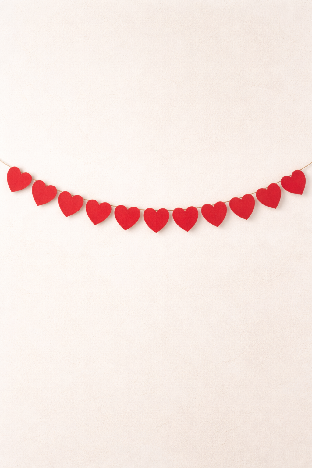 Гирлянда Магия букв «Сердечки», красная, бумага, 1.8 м