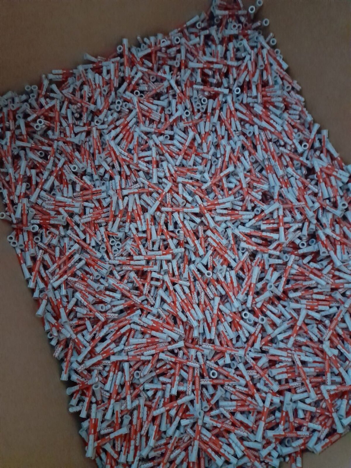 Универсальные дюбели Fischer DuoPower 6x50 мм