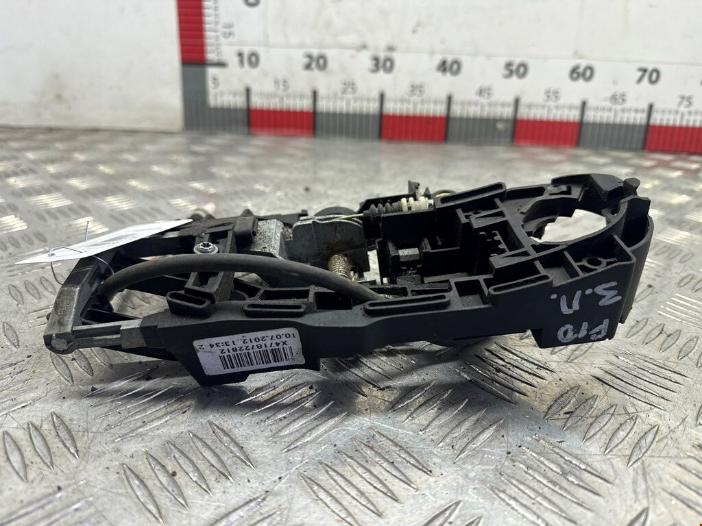 Кронштейн (держатель) ручки двери BMW 5-Series (F07/F10/F11/F18) 51217231934 арт. 2272920