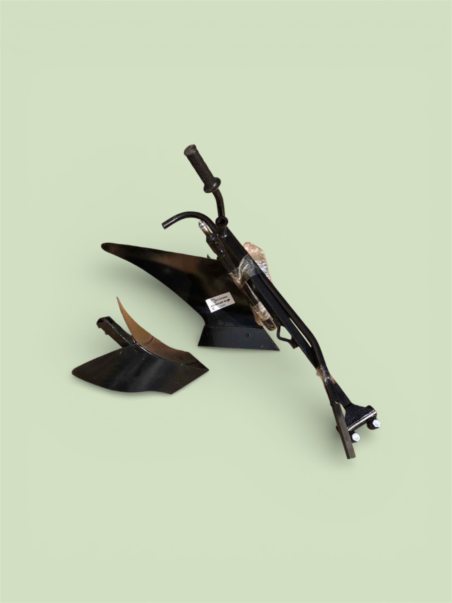 Навесное оборудование для мотолебедки МЛ-2М (Плуг, Окучник) ООО ИжТехМаш