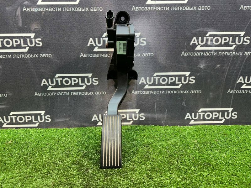 Электропедаль газа Hyundai Solaris 2012 (1.6 G4FC) Б/У с пробегом Арт. 11843