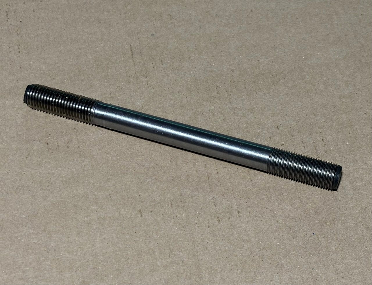Шпилька головки блока L205 мм ЯМЗ-7511, ЯМЗ-656,-658