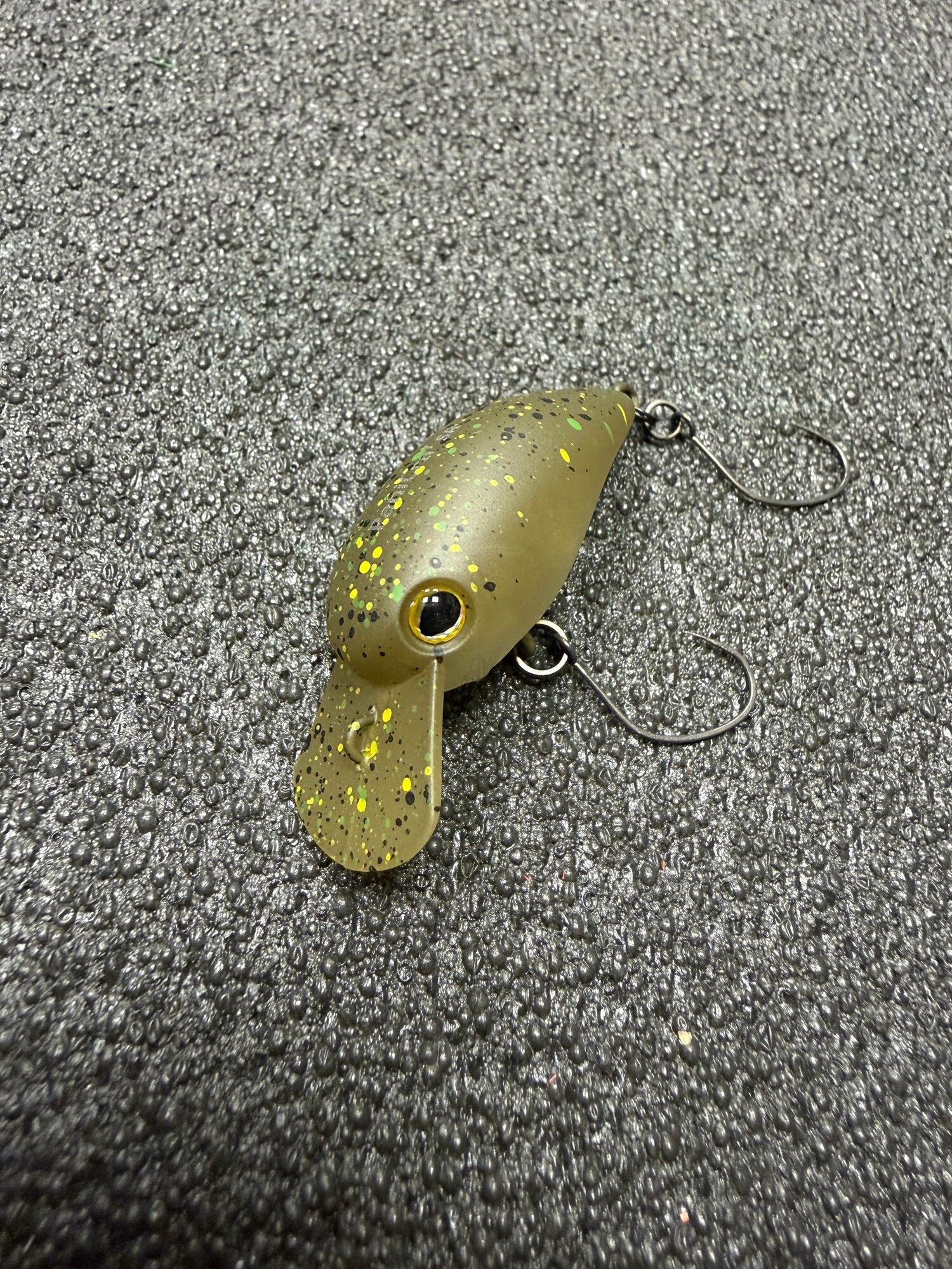 Воблер JACKALL Timon PaniCra SR #End Glow Pelle Olive 32 мм, 3 грамма, плавающий