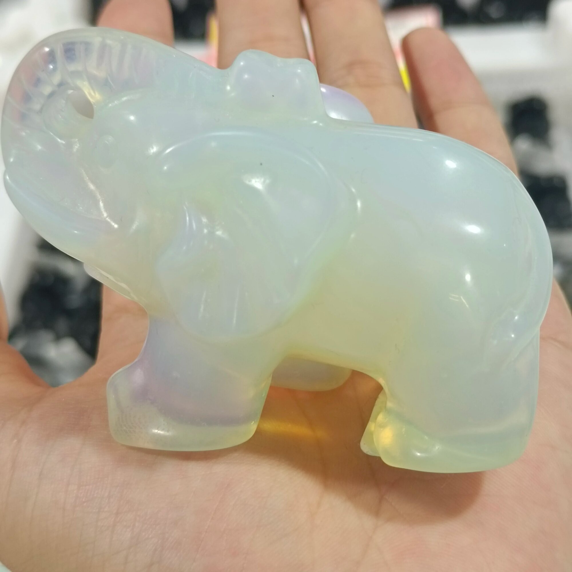 Фигурки слоны из оникса для дома