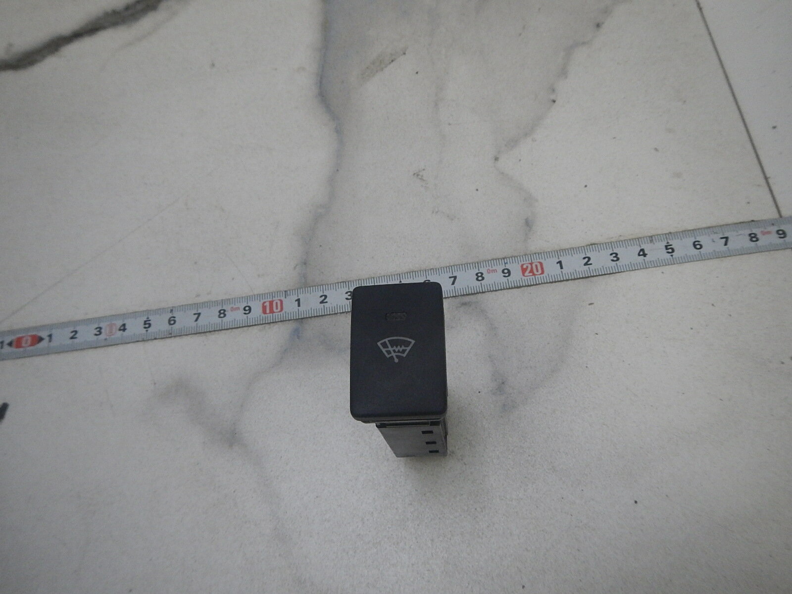 Б/У Кнопка, Toyota (Тойота)-RAV4 (06-13) TOYOTA RAV4 (06-13) обогрева переднего стекла Без видимых повреждений. 643938 TO...