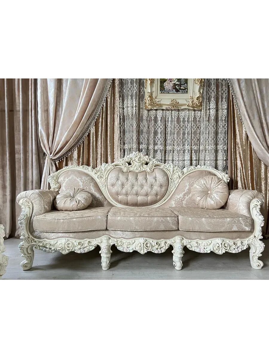 Диван в гостиную классика 240х85х115 см слоновая кость