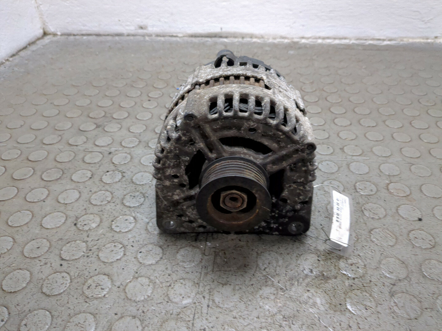 Генератор Audi Q7 Б/У