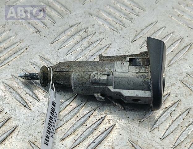 Личинка замка Skoda Fabia mk2 (5J) 2007-2014