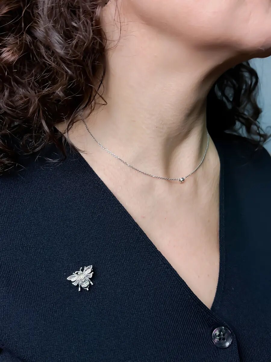 Брошь, серебро, 925 проба, чернение, шпинель, сапфир синтетический