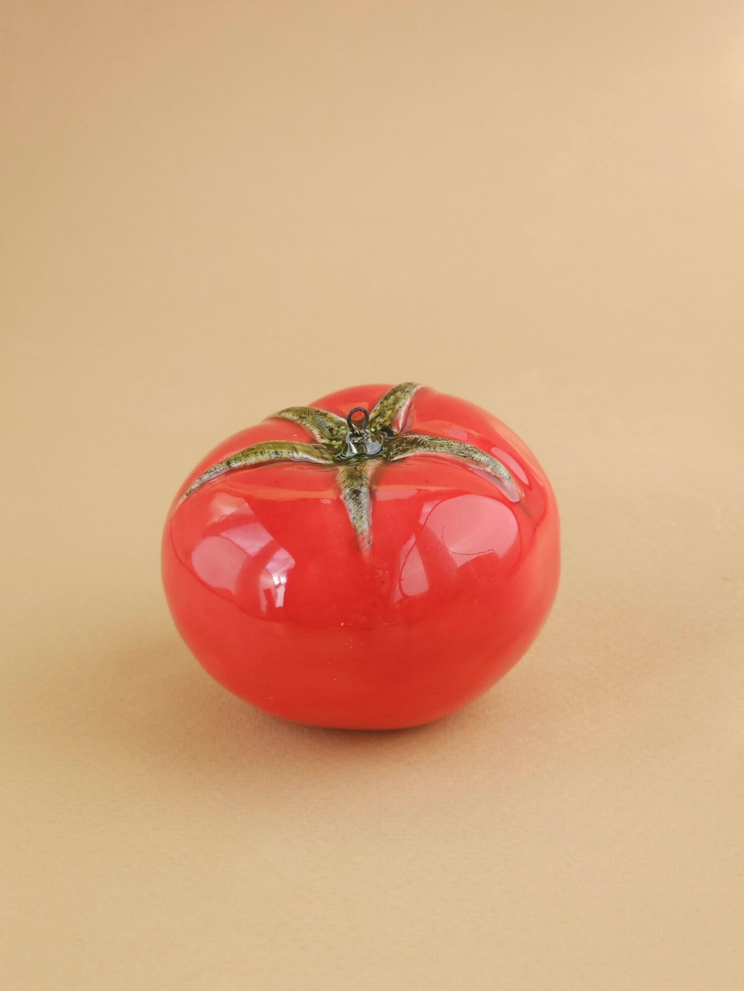 Керамический овощ "Помидор". Ярославская майолика. Керамика ручной работы. Сделано в России.