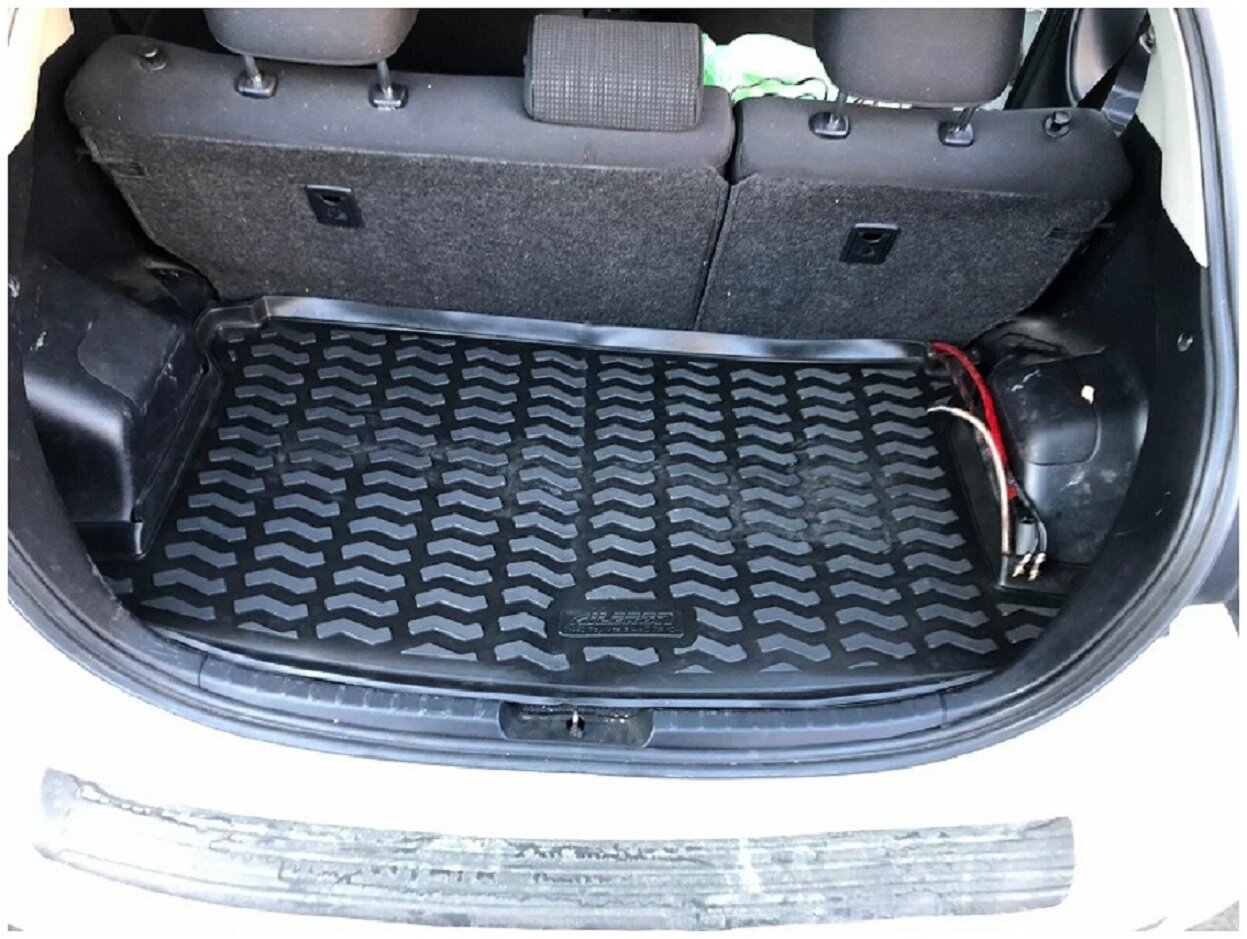 Toyota Vitz 3 (4WD) (ПР) (XP130) (2010-)модельный коврик в багажник