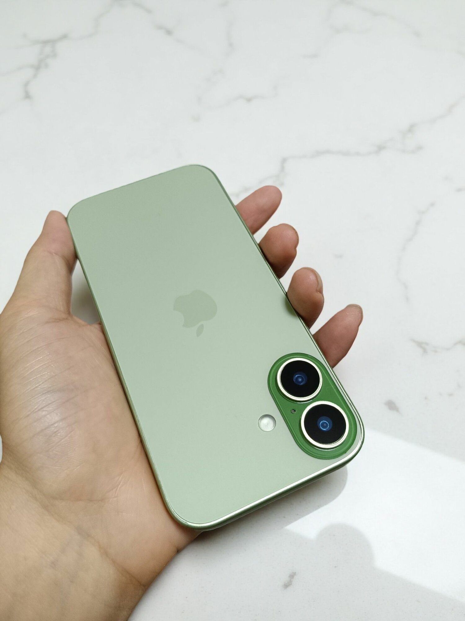 Муляж iPhone 17-С логотипом-зеленый